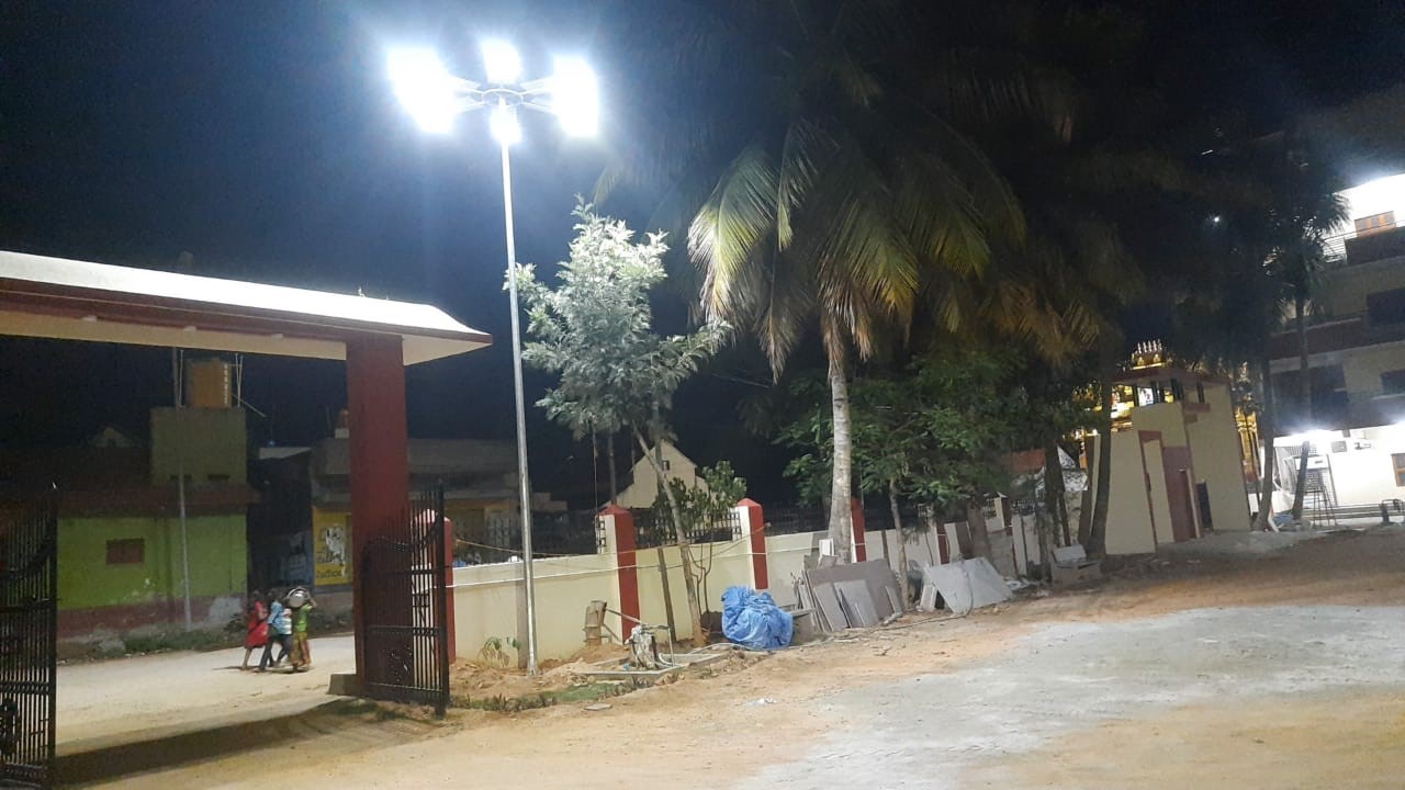 Solar Led High Mast Lighting System – Welcome to Deepa Solar Systems ...